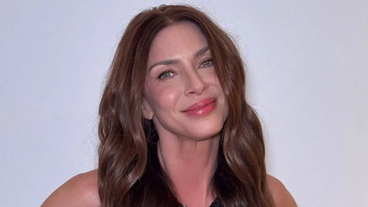 Romina Gaetani apostó por un vestido color rosa pastel y dio cátedra de ...