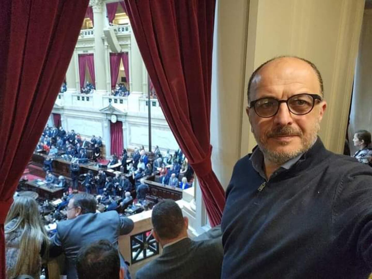 Pablo Garate presente en la asunción de Sergio Massa