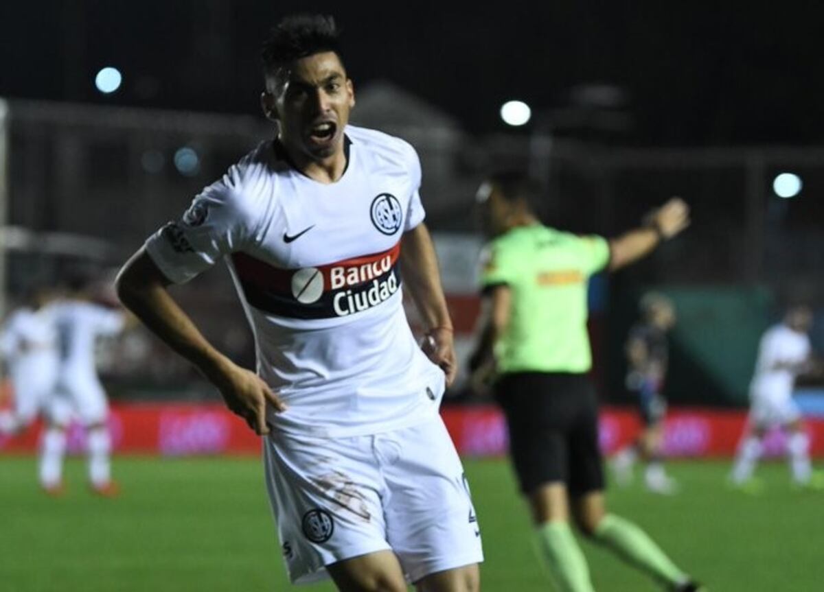 Quién es Juan Ramírez, el futbolista que desató un escándalo entre San ...
