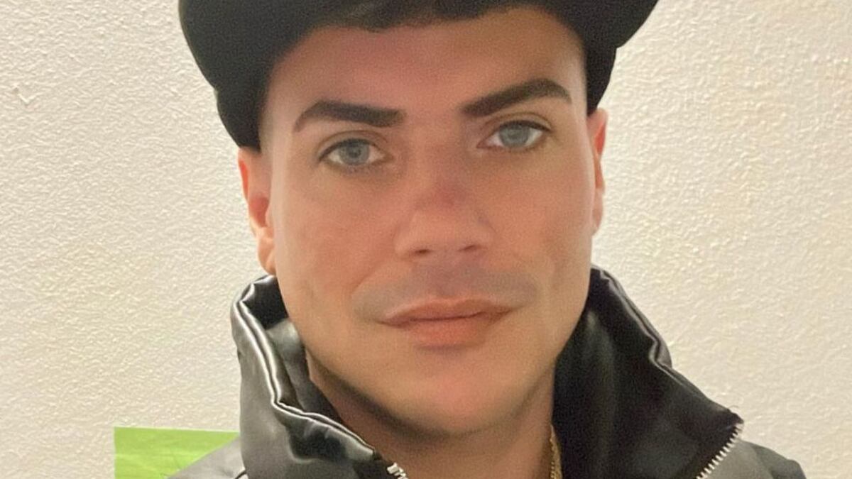 Quién es Jovani Vázquez, el cantante viral de “Quiero café, hazme café”