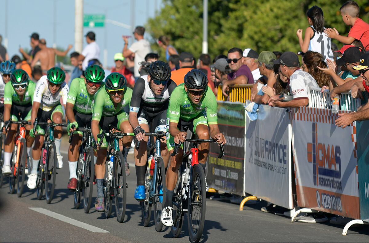 Finalmente la 47° Vuelta de Mendoza quedó en manos del colombiano ...