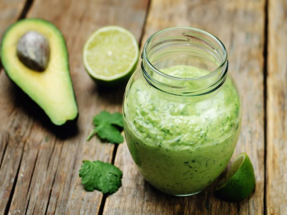 La salsa favorita de Ailu Tokman: aderezo de palta en 30 segundos ideal ...