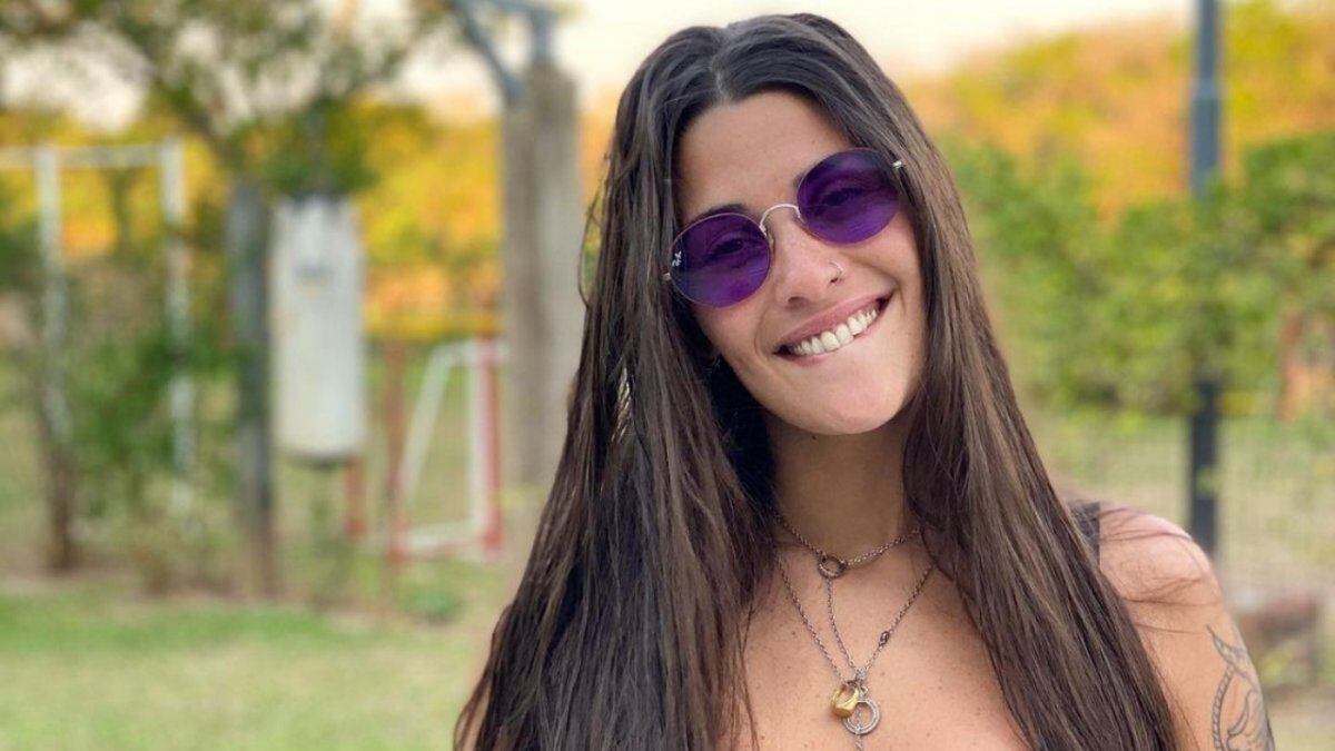 Ivana Nadal inicó el año desde la playa y luciendo una microbikini ...