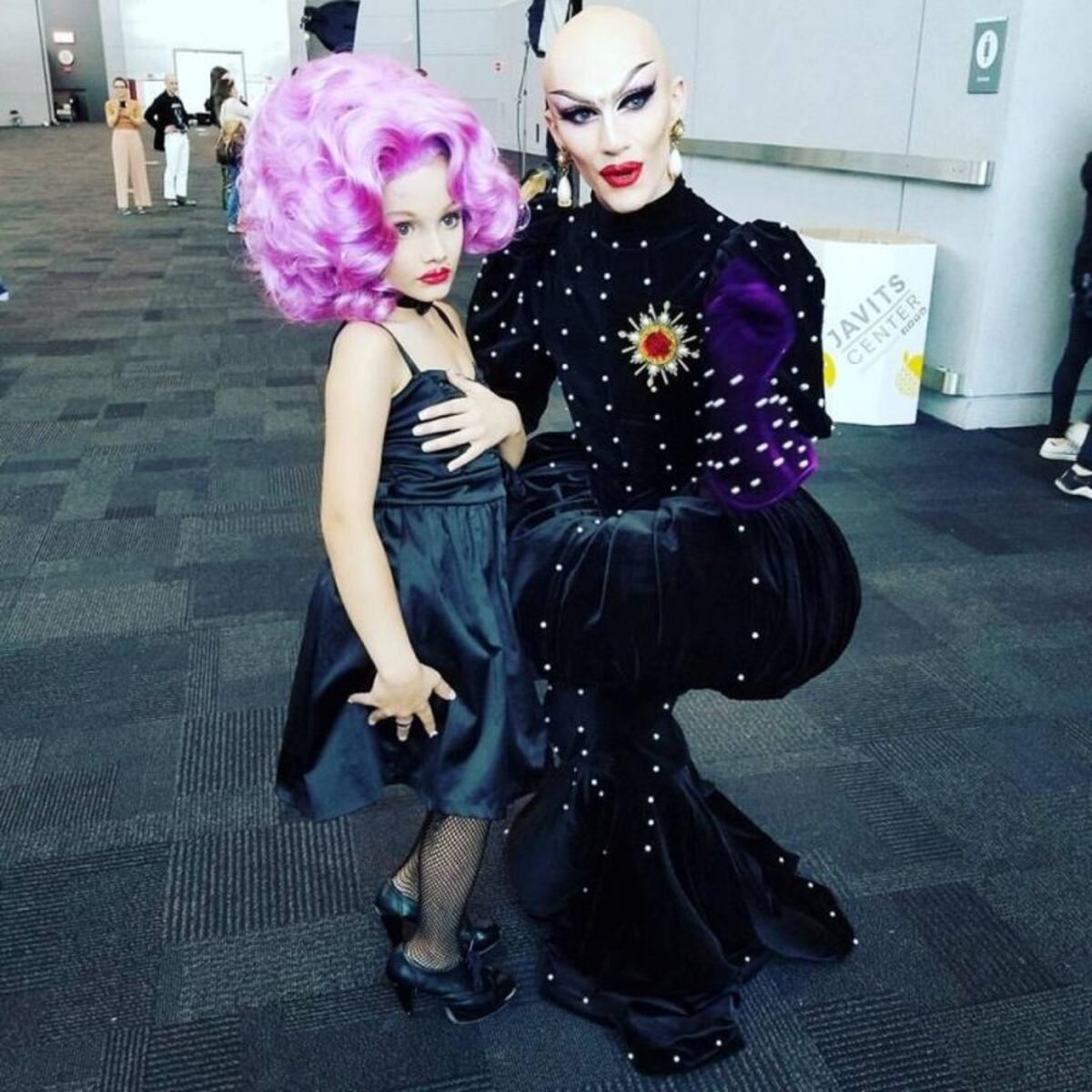 Quién es Nemis Quinn, la "drag queen" más pequeña del mundo