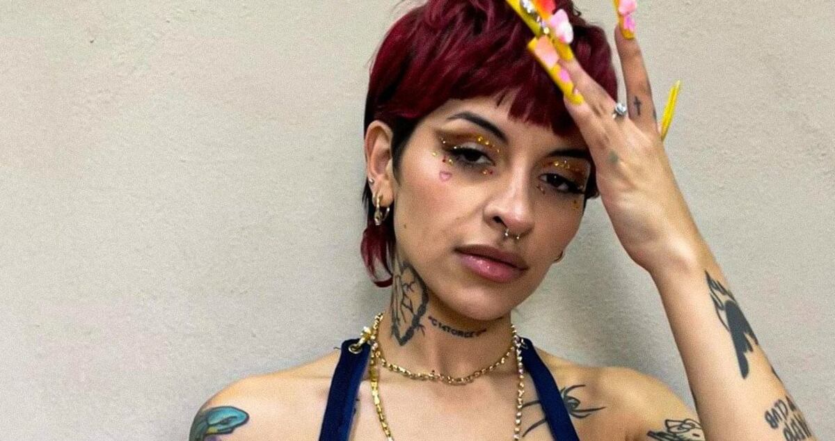 Cazzu deslumbró a sus fanáticos con un body al borde de la censura ...