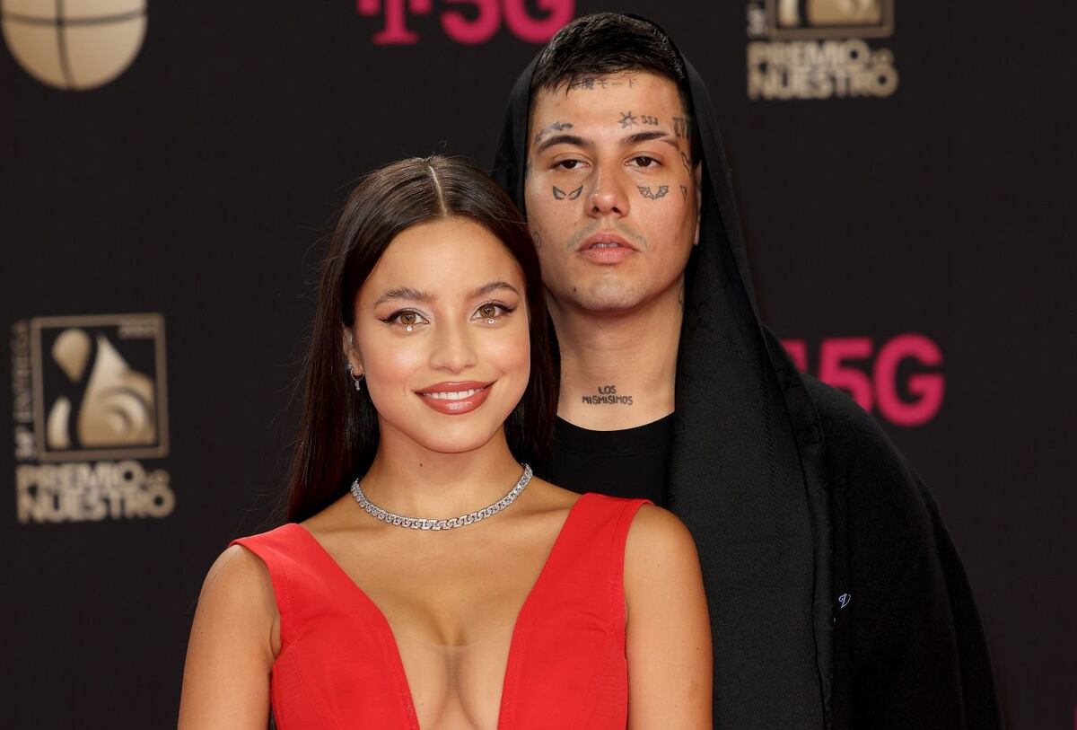 Editaron una foto de Emilia Mernes con los tatuajes de Duki en su cara ...