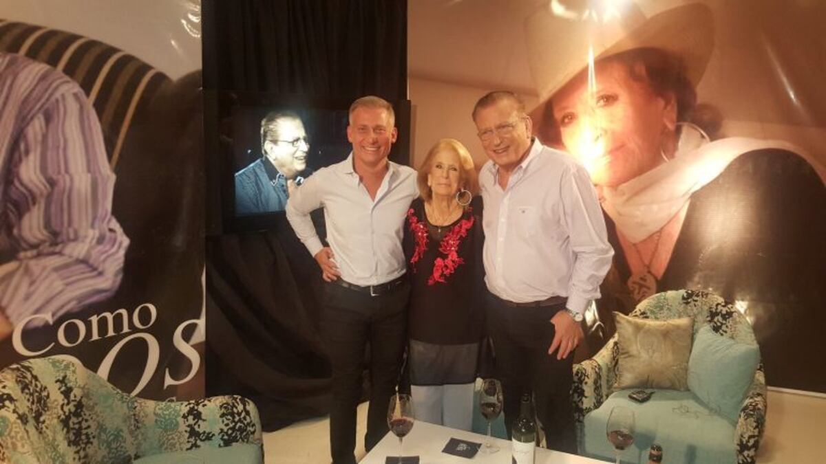 Carlos Paz despide a Ana María Alfaro