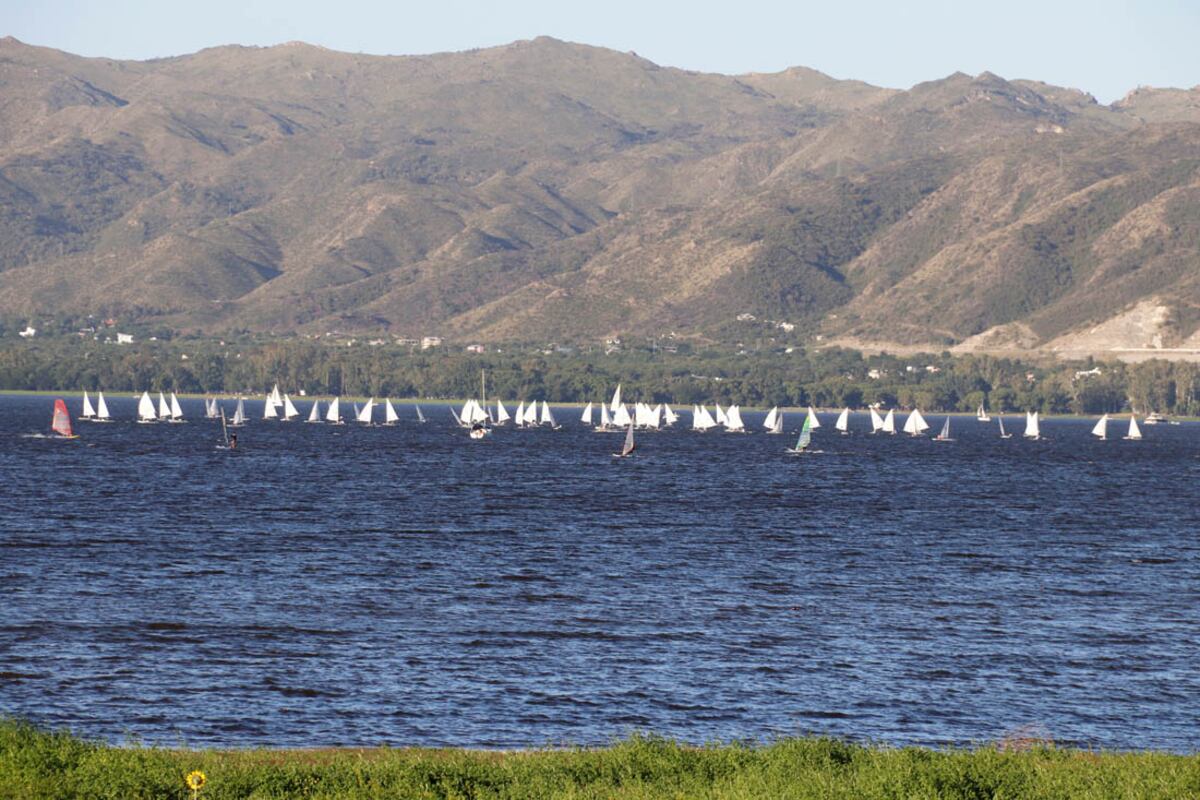Vuelve la Vela al lago San Roque