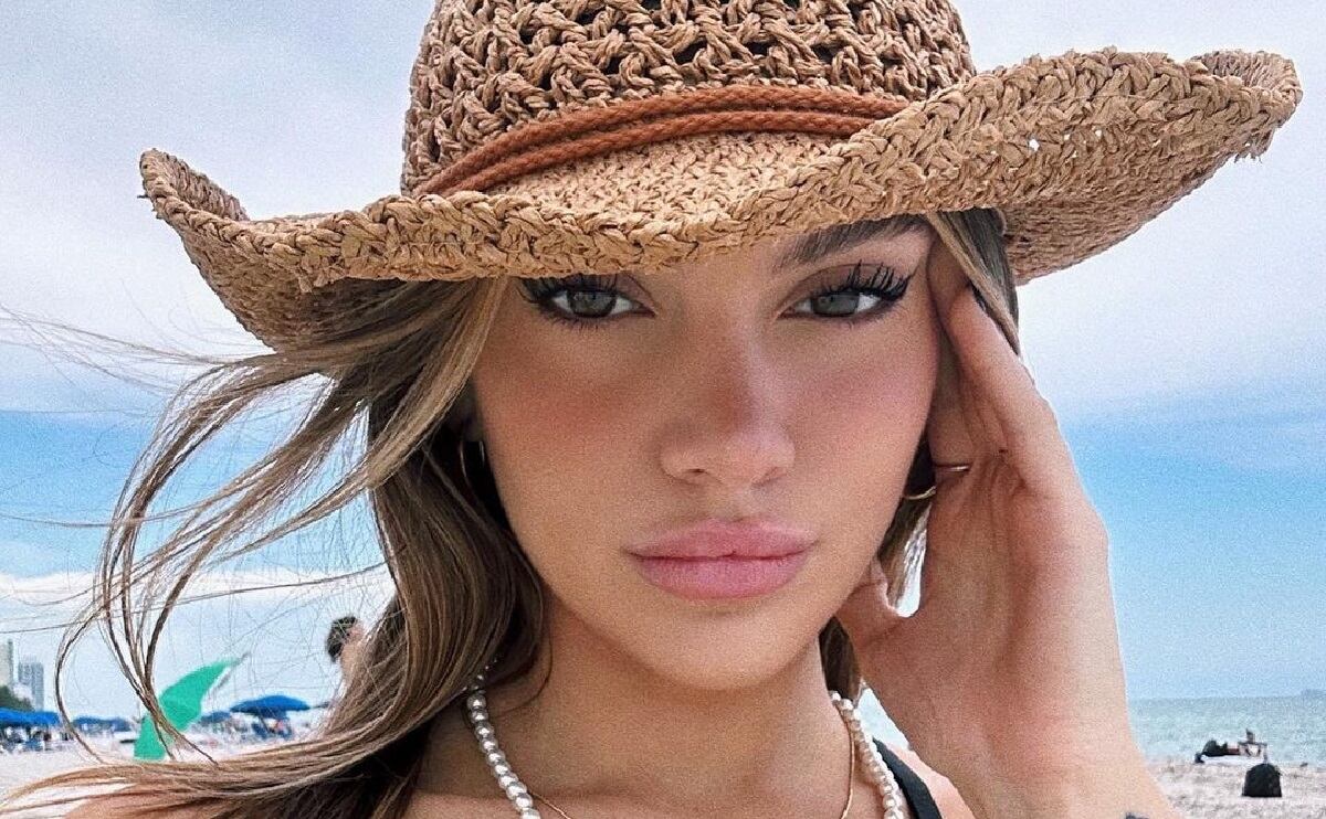 Sasha Ferro volvió a Miami y deslumbró a todos con su figura desde las ...