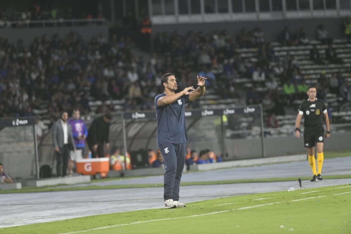 Las explicaciones en Talleres: del “hicimos el gasto” al “pega en el ...