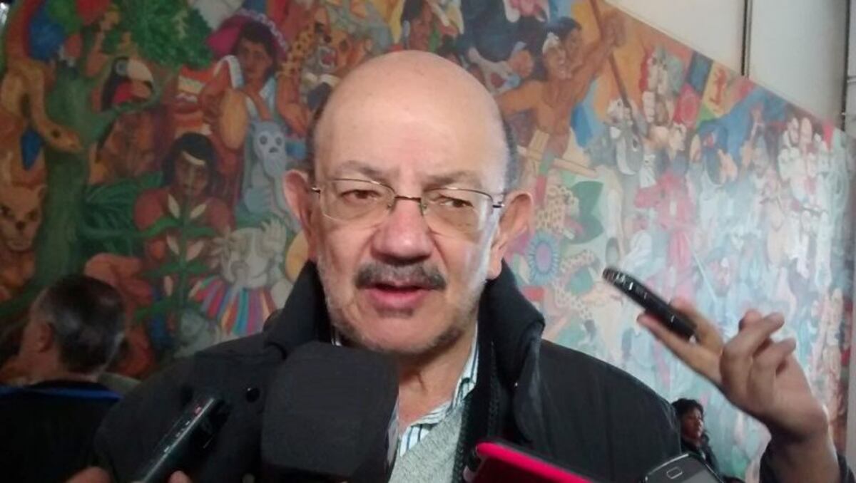 Matuk siente que se bajó "con altura" de su precandidatura | Vía Jujuy