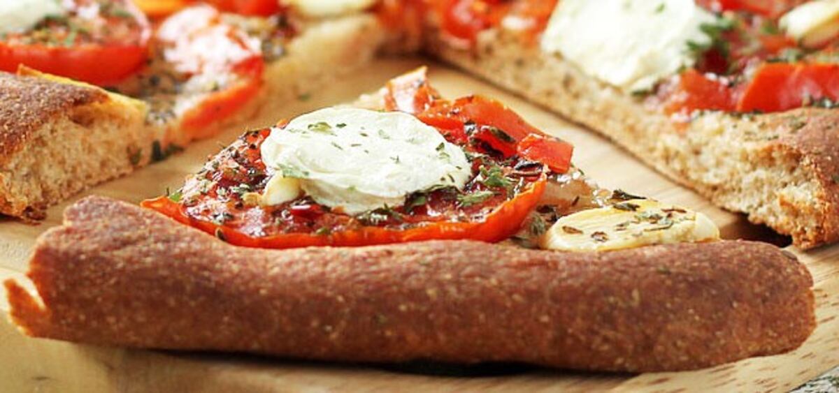 Receta para hacer masa de pizza integral | Vía Córdoba